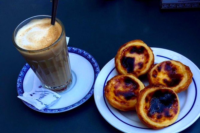 "Lisbon by Night" up to 6 people, private tour - An In-Depth Look at the Lisbon by Night Tour