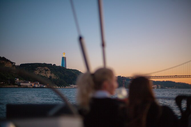 Lisbon Sunset Boat Cruise Tour With Drinks Included - The Experience: Authentic and Enjoyable