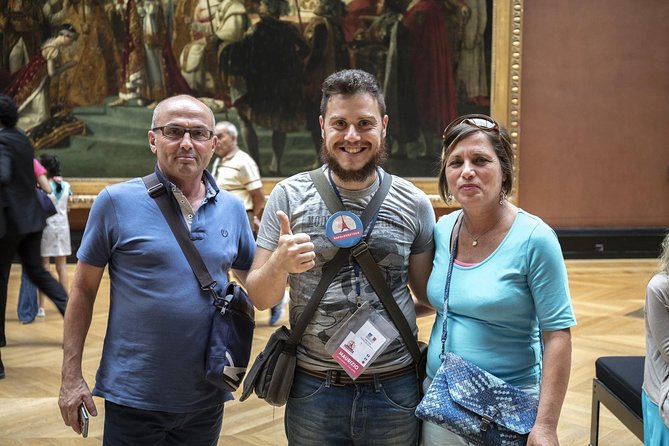 Louvre Museum Private 2-h Tour on Italian Art and masterpieces - A Closer Look at the Experience