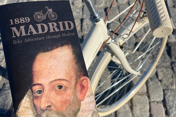 Madrid : Vintage Bikes Rentals with Old Map - What to Expect During Your Madrid Vintage Bike Tour