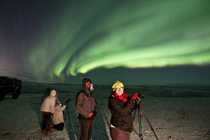 Northern Lights and Stargazing Small-Group Tour with Local Guide - What Makes This Tour Stand Out?