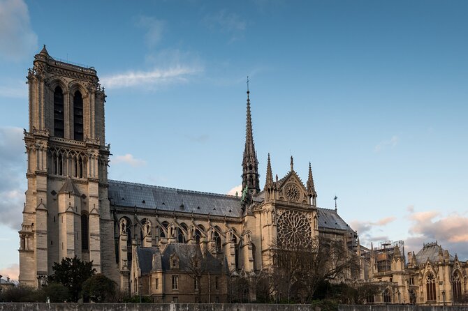Notre Dame Paris outdoor Tour with Crypt Entry - Key Points