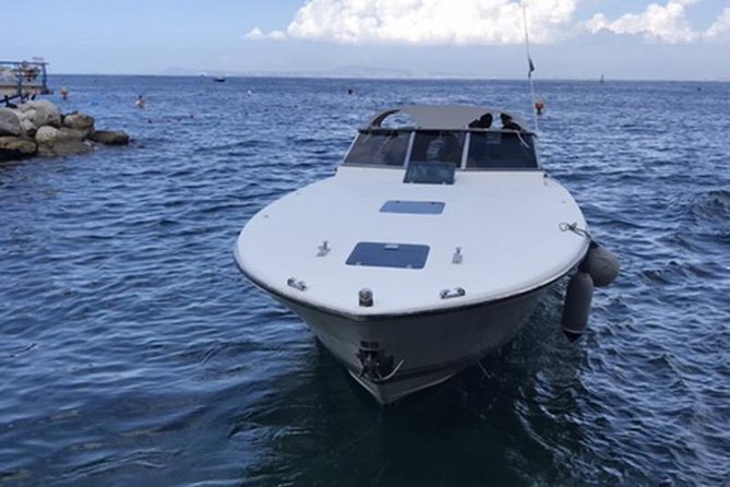 One day tour Capri - An In-Depth Exploration of the Capri Private Boat Tour