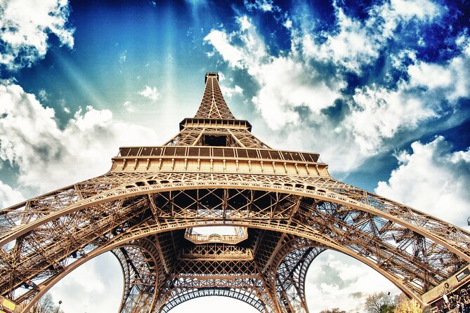 Paris Private Departure Transfer: Hotel to Railway Station - A Closer Look at What You Can Expect