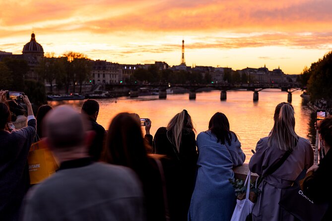 Paris Private Night Tour with River Cruise and Champagne Option - An Introduction to the Experience