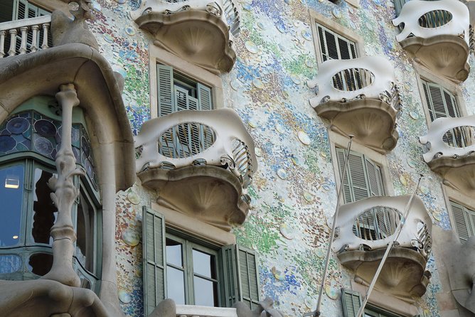 Park Guell and Sagrada Familia, Gaudí's Masterpieces Private Tour - Authentic Insights from Fellow Travelers