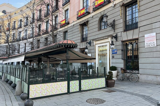 Prado Museum and Royal Palace Private Tour in Madrid - Key Points