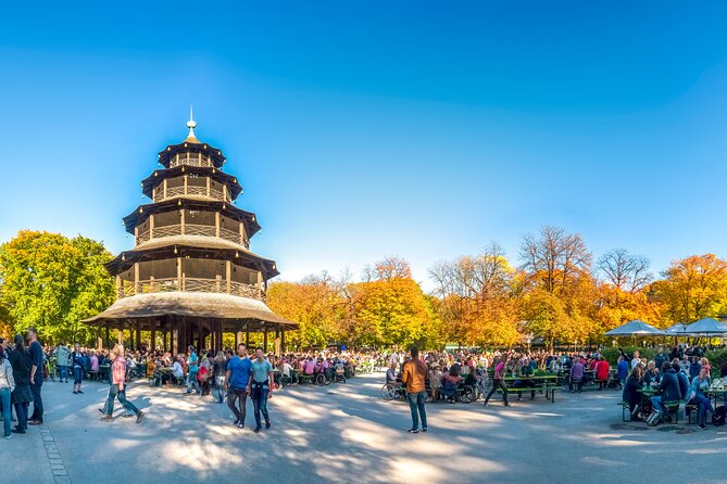 Private and full rickshaw tour in the English Garden - A Thorough Look at the Rickshaw Tour Experience