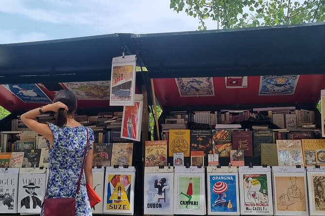 Private and secret tour of Saint-Germain-des-Prés - A Practical Look at the Tour Experience