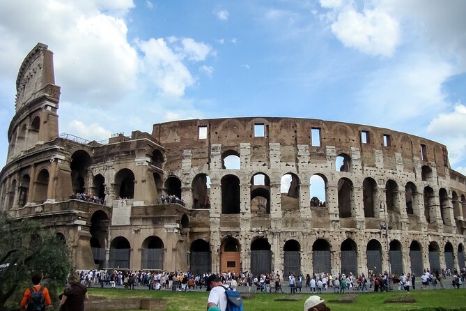 Private Colosseum Tour With Roman forum and Palatine hill - Walking Through the Tour: What to Expect