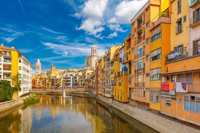 Private Girona Tour, Costa Brava Beach & Seaside Lunch Experience - Key Points