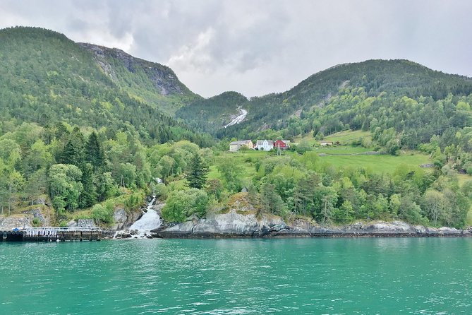 PRIVATE GUIDED TOUR: King of the Fjords  round trip to the Sognefjord, 11 hours - What Makes This Tour Stand Out?
