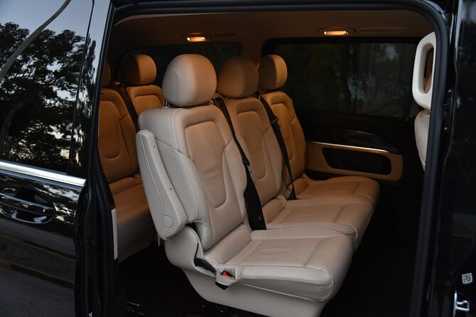 Private Limo Transfer From Athens/Suburbs To Pireaus Port - Why This Private Transfer Stands Out in Athens