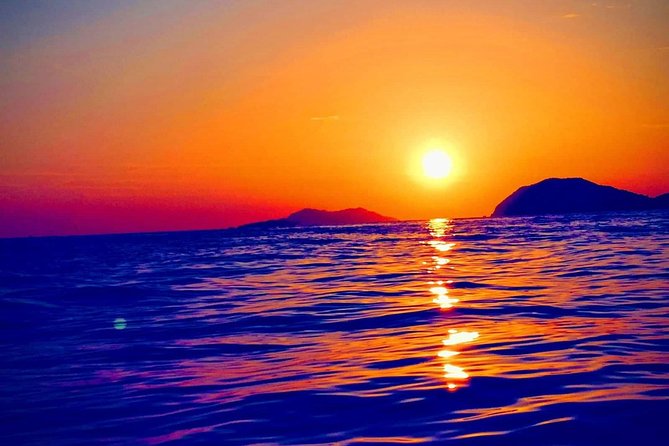 Private Sunset Cruise with Fisher 20 Speedboat - A Detailed Look at the Sunset Speedboat Experience