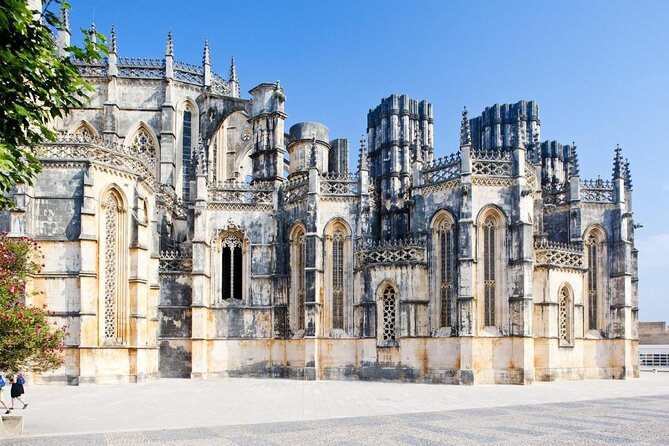Private Tour Fatima-Batalha-Nazaré-Óbidos from Lisbon full day - Key Points