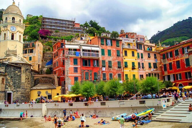 Private Tour from Florence Cinque Terre with Tower of Pisa - The Villages of Cinque Terre: Manarola, Vernazza, and Corniglia