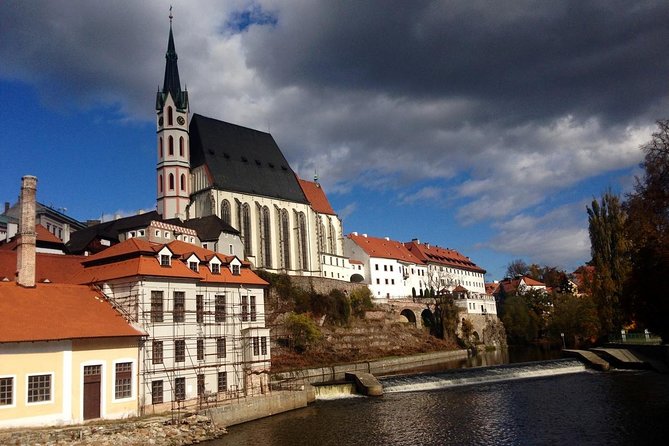Private Transfer from Prague to Passau with stopover in Cesky Krumlov - The Journey Begins: Comfort and Convenience