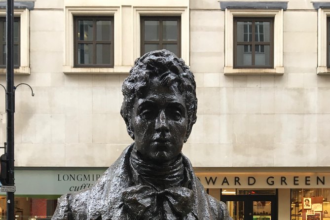 Rich people behaving badly - Why This Tour Works