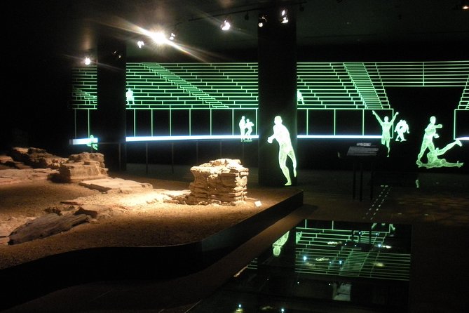 Roman London Private Walking Tour - Key Points