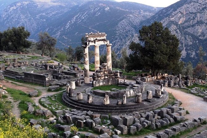 Sacred Delphi & Osios Loukas in a Full Day Private Tour - Detailed Tour Review