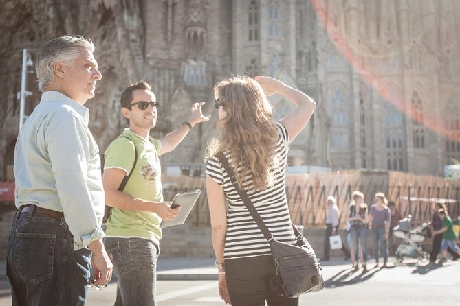 Sagrada Familia Private Guided Tour with Skip the Line Tickets - Exploring the Itinerary: What to Expect