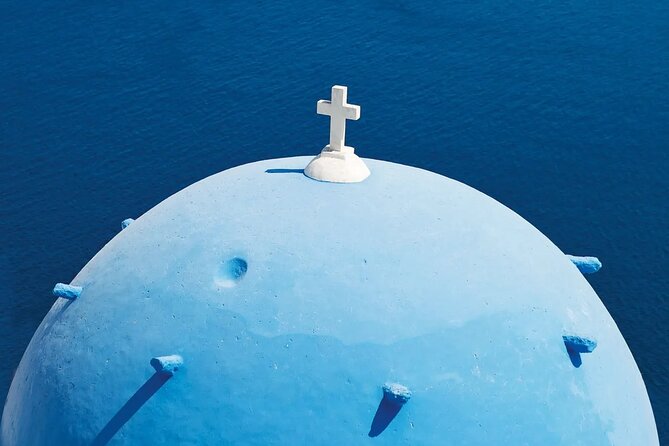 Santorini Private Transfers | Airport, Port & Beyond - Efficient and Stress-Free Arrival Transfers