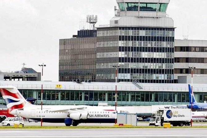 Shared Shuttle London Arrival Transfer - Airport to Hotel / Accommodation - Vehicle & Group Size