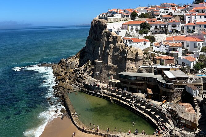 Sintra Village & Beaches Renault 4L Tour (3h)