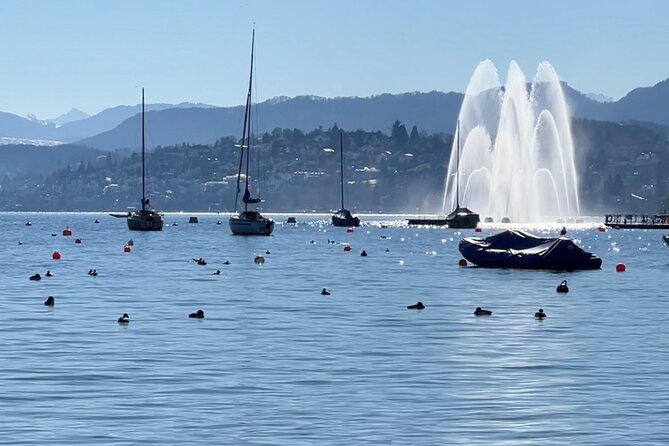 Small Group Zurich Walking Tour, Cruise and LINDT Factory - Key Points