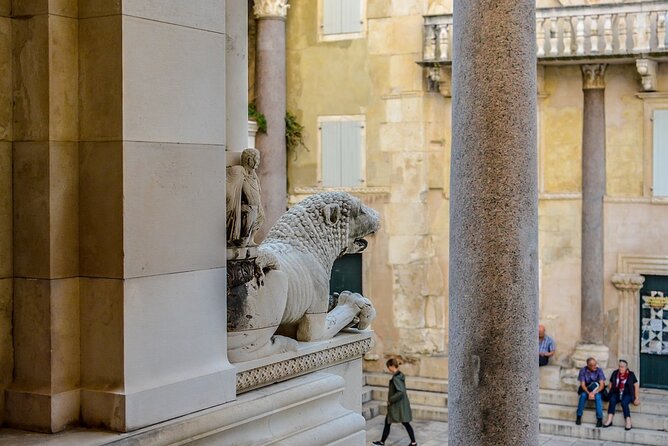 Split Old Town Walking Tour (Small group) - A Closer Look at the Itinerary