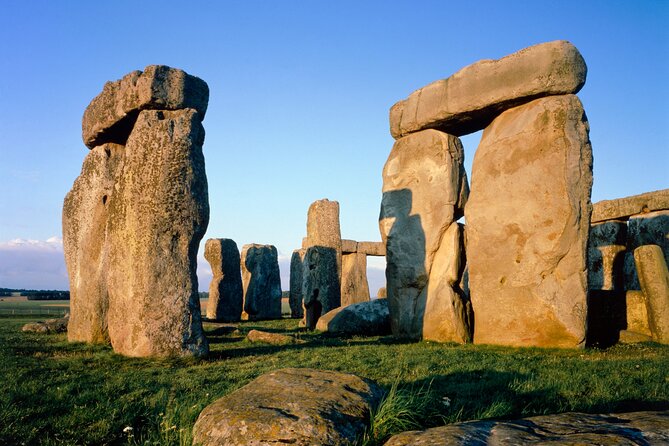 Stonehenge and Windsor from London - Introduction: An Ideal Day Trip for History Enthusiasts