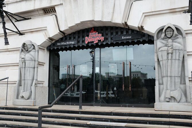 The Best Harry Potter Tour & The London Dungeons - An In-Depth Look at the Tour Experience