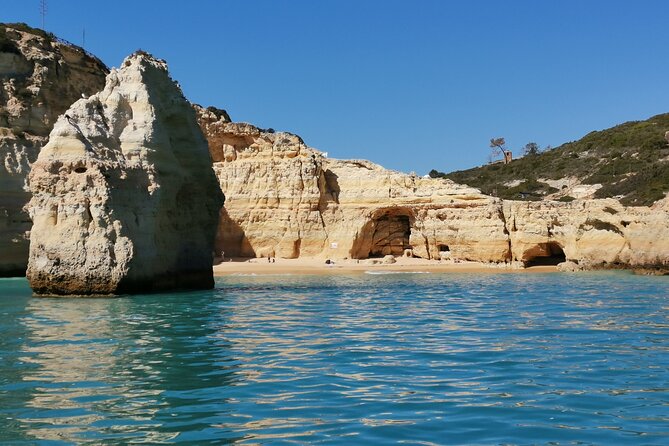 Tour to Benagil Caves and Coastline in Albufeira - An In-Depth Look at the Tour