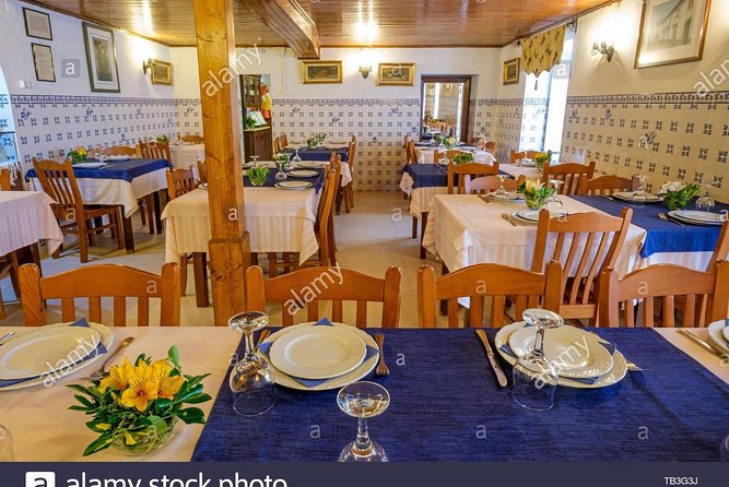 Tour / transfer Lisbon - Porto or Porto Lisbon with tour - Key Points