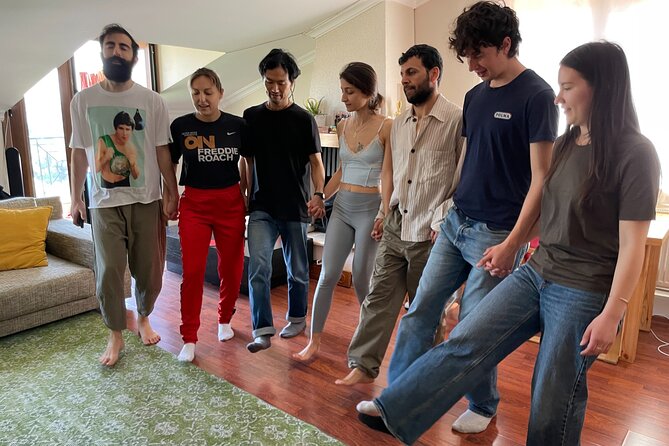 Traditional Wedding Dances Workshop with a Couple at Local Home - An In-Depth Look at the Workshop