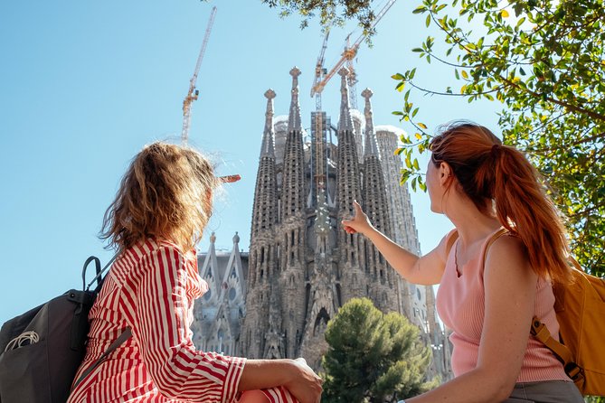 Treasures of Barcelona: Private Gaudi Walking Tour - Why Choose the Treasures of Barcelona: Private Gaudi Walking Tour?