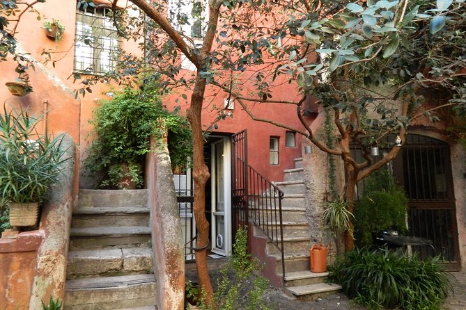 Villa Farnesina in Trastevere PRIVATE Walking Tour - Exploring Trastevere and Villa Farnesina