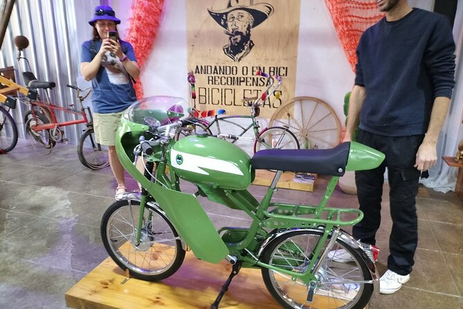 Visit Art Gallery on Wheels in Teror - What’s Special About the Art on Wheels Gallery?