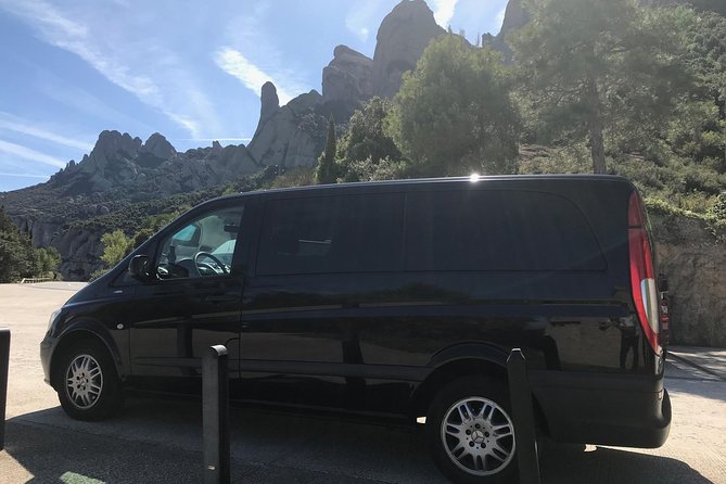 Visit Montserrat 5 hours (1 to 7 passengers) - The Montserrat Monastery: The Heart of the Tour