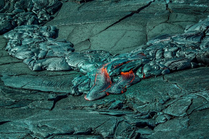 Volcano Tour on Reykjanes Peninsula Including Icelandic Snacks - The Itinerary: An In-Depth Look