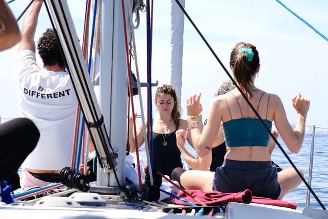 Yoga Session and Sailing Adventure in Barcelona - The Vegan Brunch and Snacks: Fueling the Journey