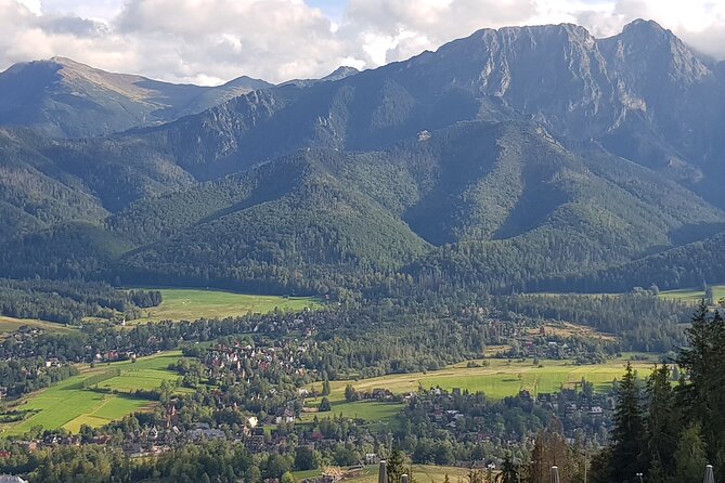 Zakopane and Tatra Mountains, regular small group tour from Krakow - The Scenic Journey Begins: From Krakow to the Polish Highlands