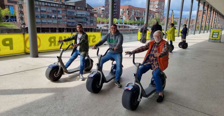 2 Hours Hamburg E-scooter Tour