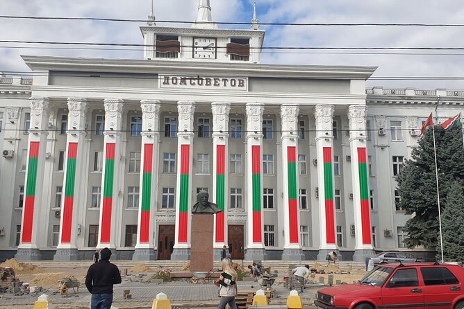 1 Day Moldova: Tour To Transnistria, Bender Fortresses - The Practical Side: What the Tour Provides and Why It Works