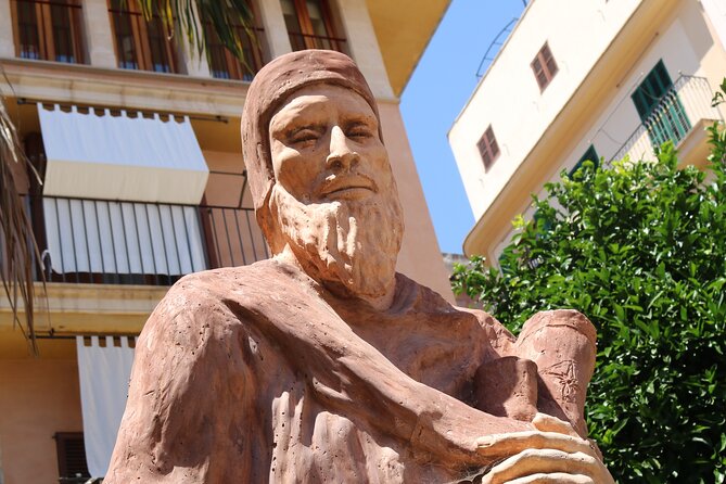 2-Hour Private Walking Tour Through Palmas Jewish Quarter