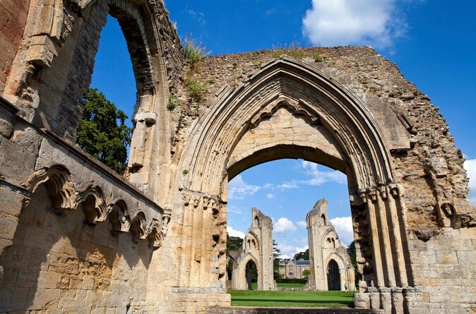 3-Day Stonehenge*, Glastonbury, Bath & the South West Coast Tour from London - An Efficient Way to Cover Southwest England