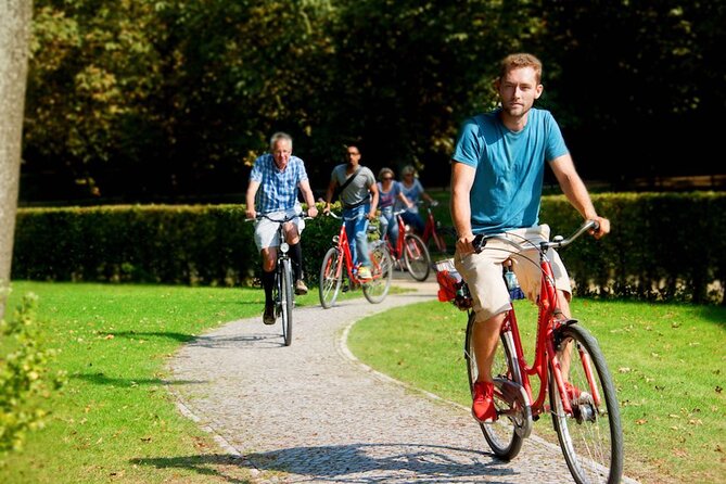 3-Hour Bike Tour of Tiergarten and Berlin's Hidden Places