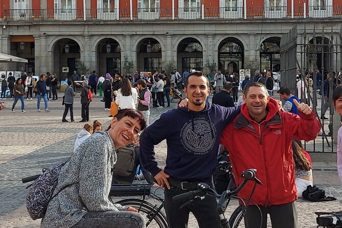 3-Hour Private Tour of Madrid by Bike