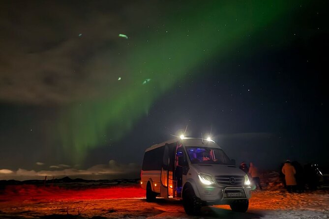 4x4 Minibus Northern Lights with Photo and snacks from Reykjavik - Tales from Travelers: Authentic Insights