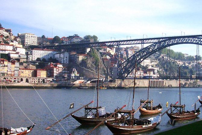 6-Day North Portugal Tour: Porto, Braga, Fátima, Coimbra, Guimaraes, Aveiro and Batalha, from Lisbon - What Travelers Say